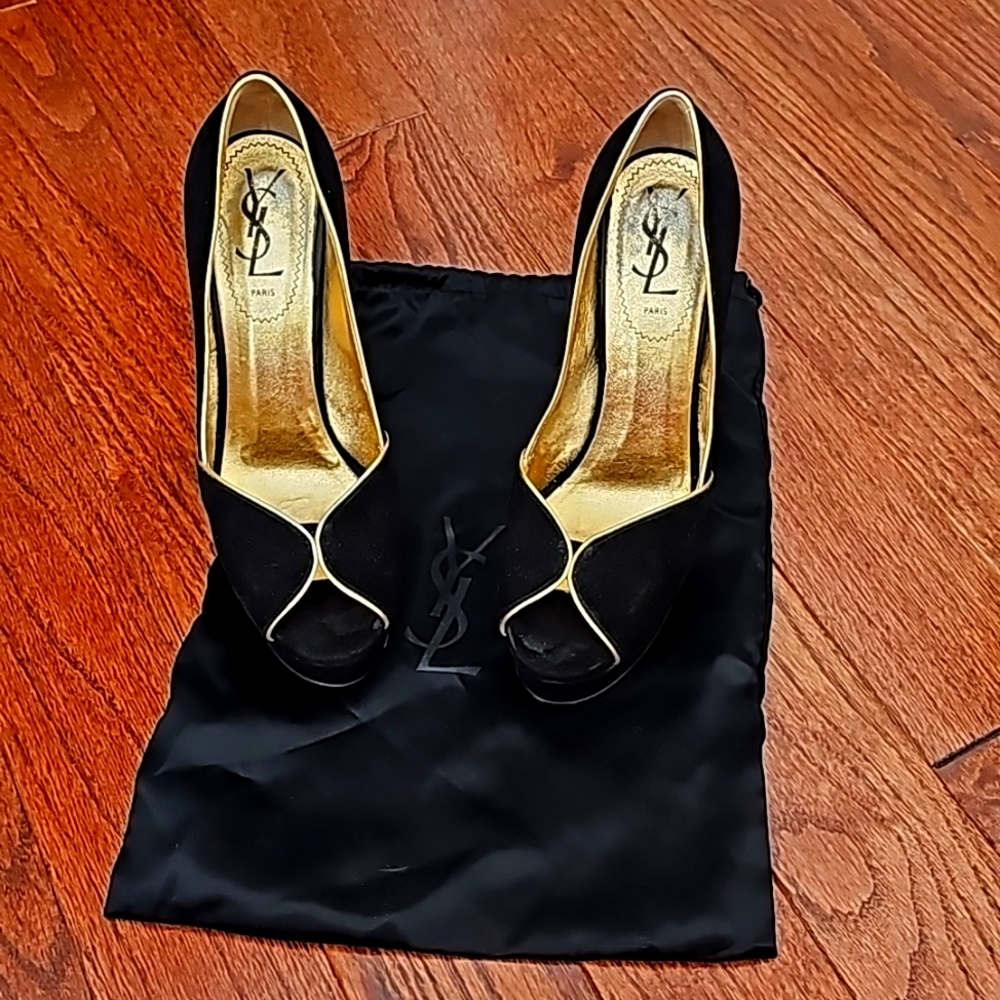 Ysl Black Velvet Pumps - Gem